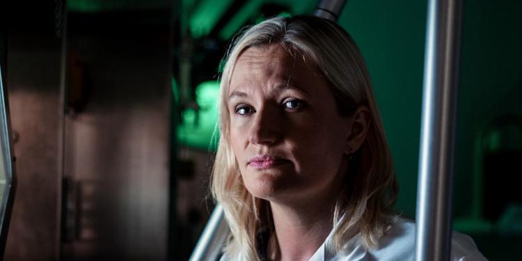 Suzanne E. Lapi: What did the 2011 Early Career Award allow you to do ...